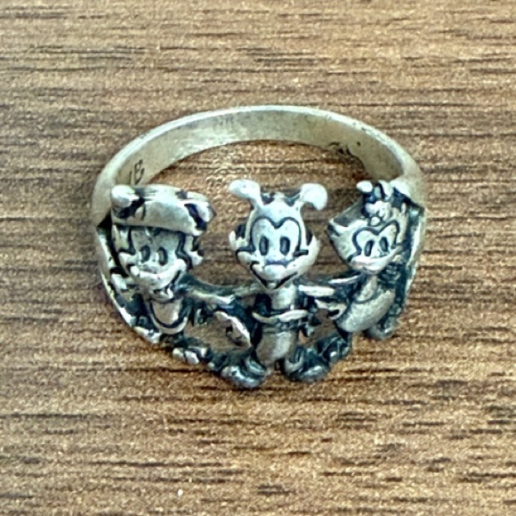 Warner Bros. | Jewelry | Silver Animaniacs Character Ring | Poshmark